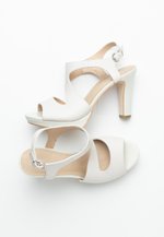 Pier One High heeled sandals - white - (Pre-owned) - Zalando