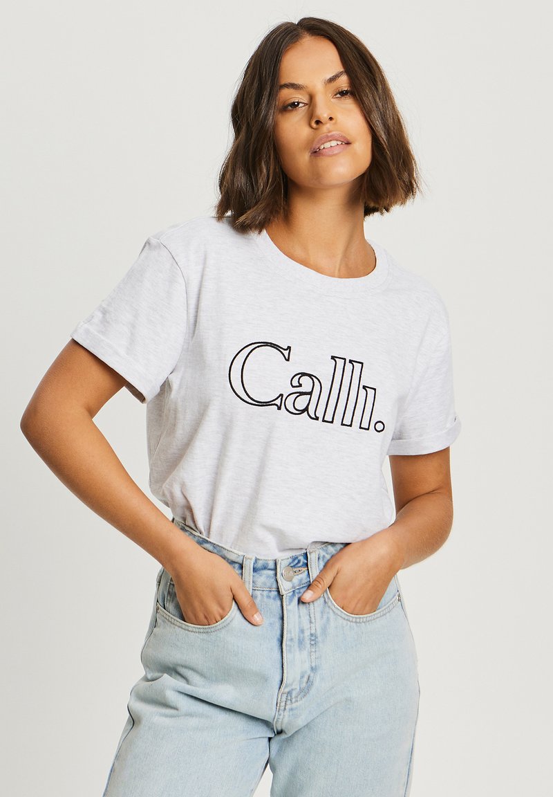 CALLI OUTLINE - Camiseta estampada - grey marle black emb/gris - Zalando.es