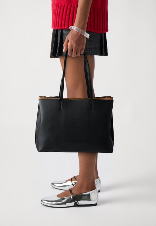 Victoria Hyde YOANA - Tietokonelaukku - schwarz/musta - Zalando.fi