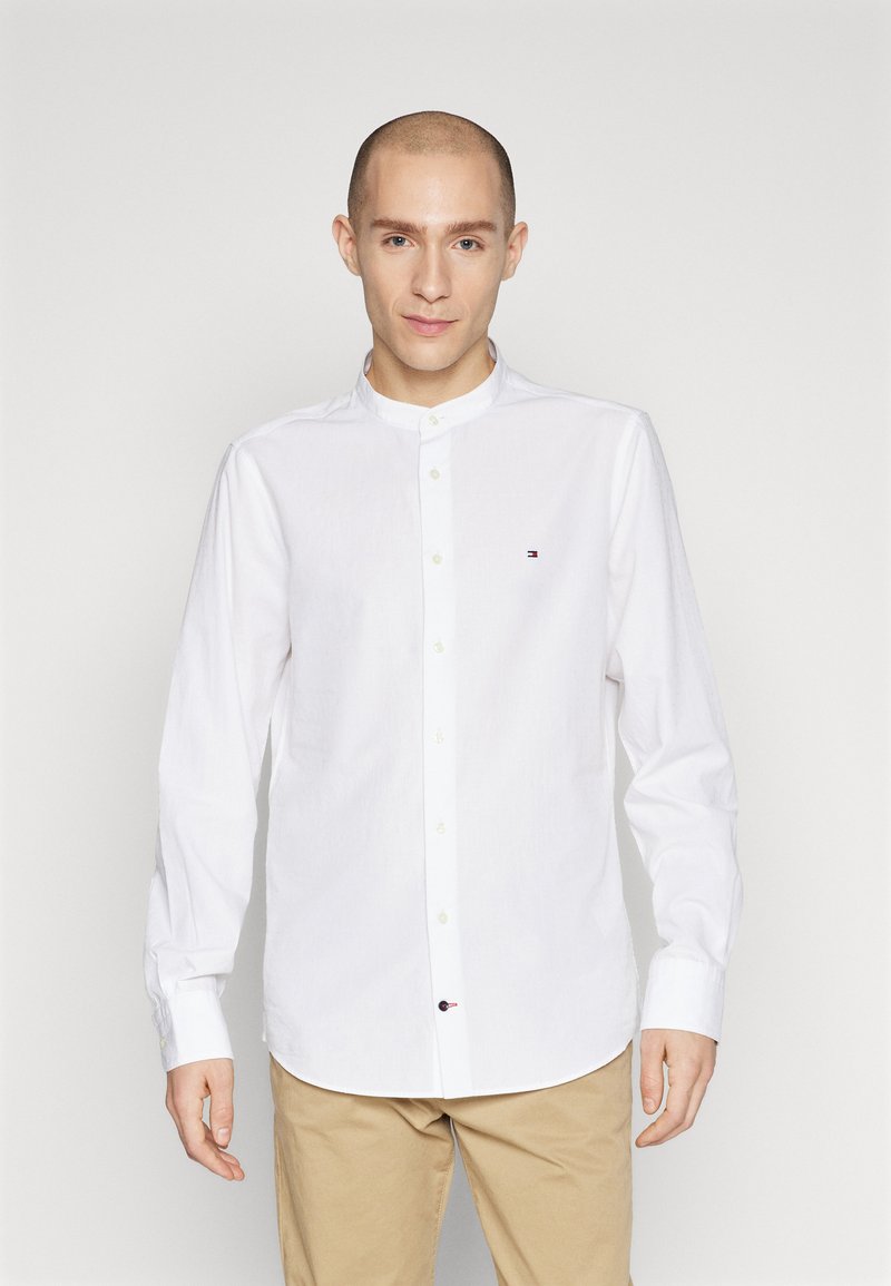 Tommy Hilfiger OXFORD DOBBY SHIRT - Formal shirt - optic white/white ...