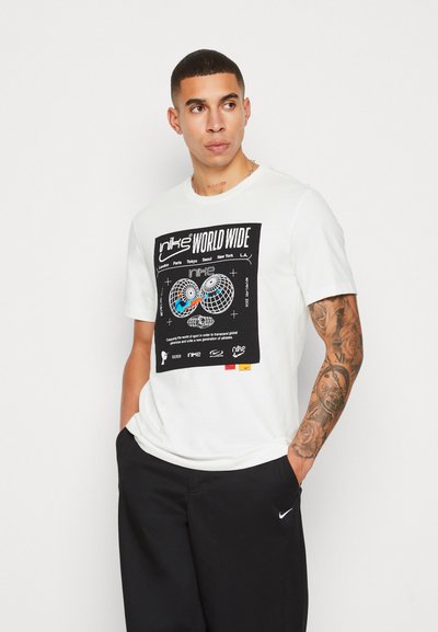 Nike Sportswear TEE PHOTO - T-Shirt print - black/schwarz - Zalando.ch