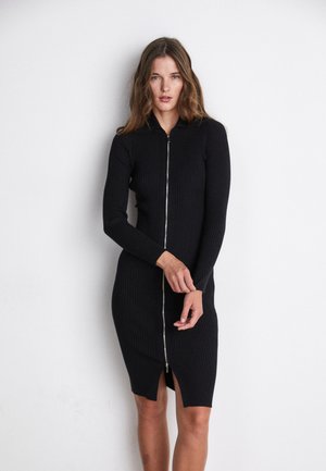 Zign Studio 2-IN-1 TENCEL DRESS - Robe fourreau - black/noir - ZALANDO.FR