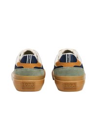 Pepe Jeans NOLAN STREET - Trainers - casting green/green - Zalando