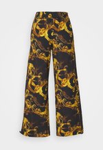 Versace Jeans Couture Pantaloni de trening - black/gold/negru - Zalando.ro