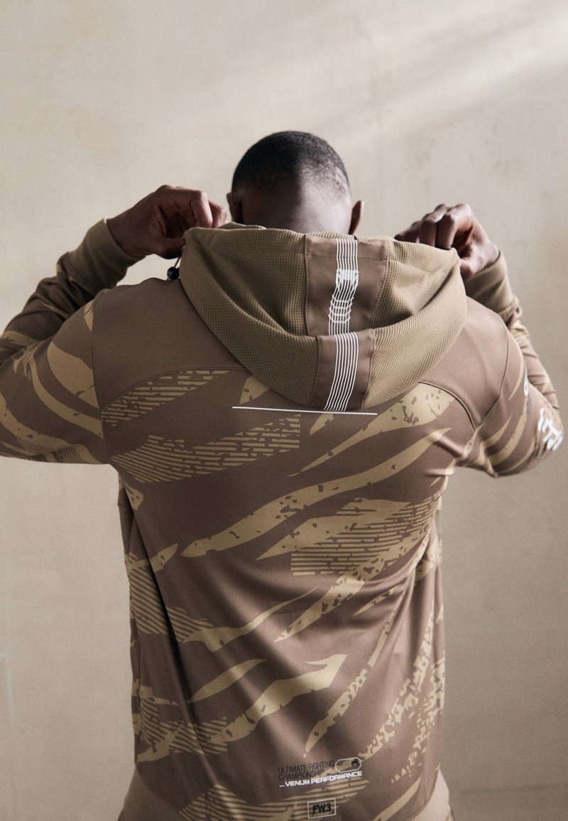 Venum UFC FIGHT WEEK HOODIES - Zip-up sweatshirt - desert/khaki ...
