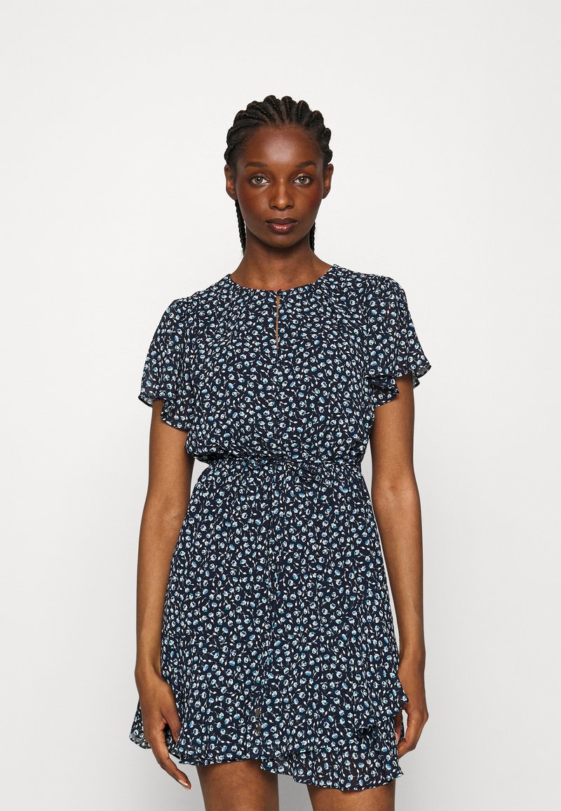 Forever New Petite NAHLA PETITE FLUTTER - Freizeitkleid - edith ditsy ...