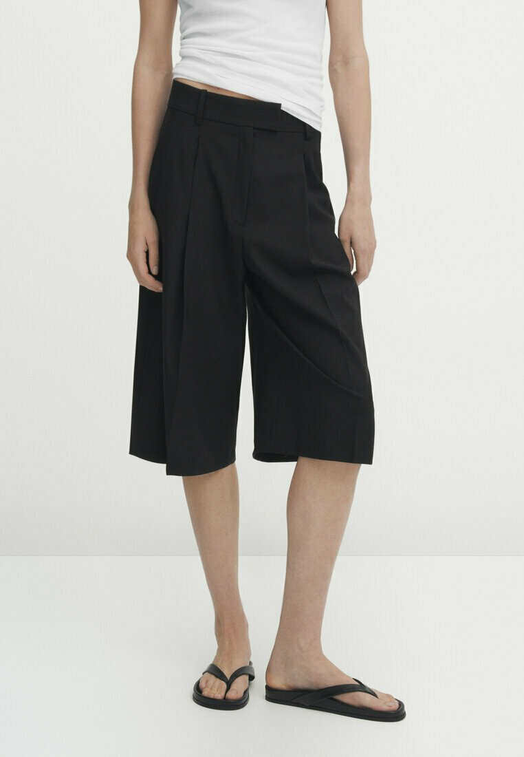 Massimo Dutti COOL BLEND DARTED LONG BERMUDA - Shorts - black/schwarz ...