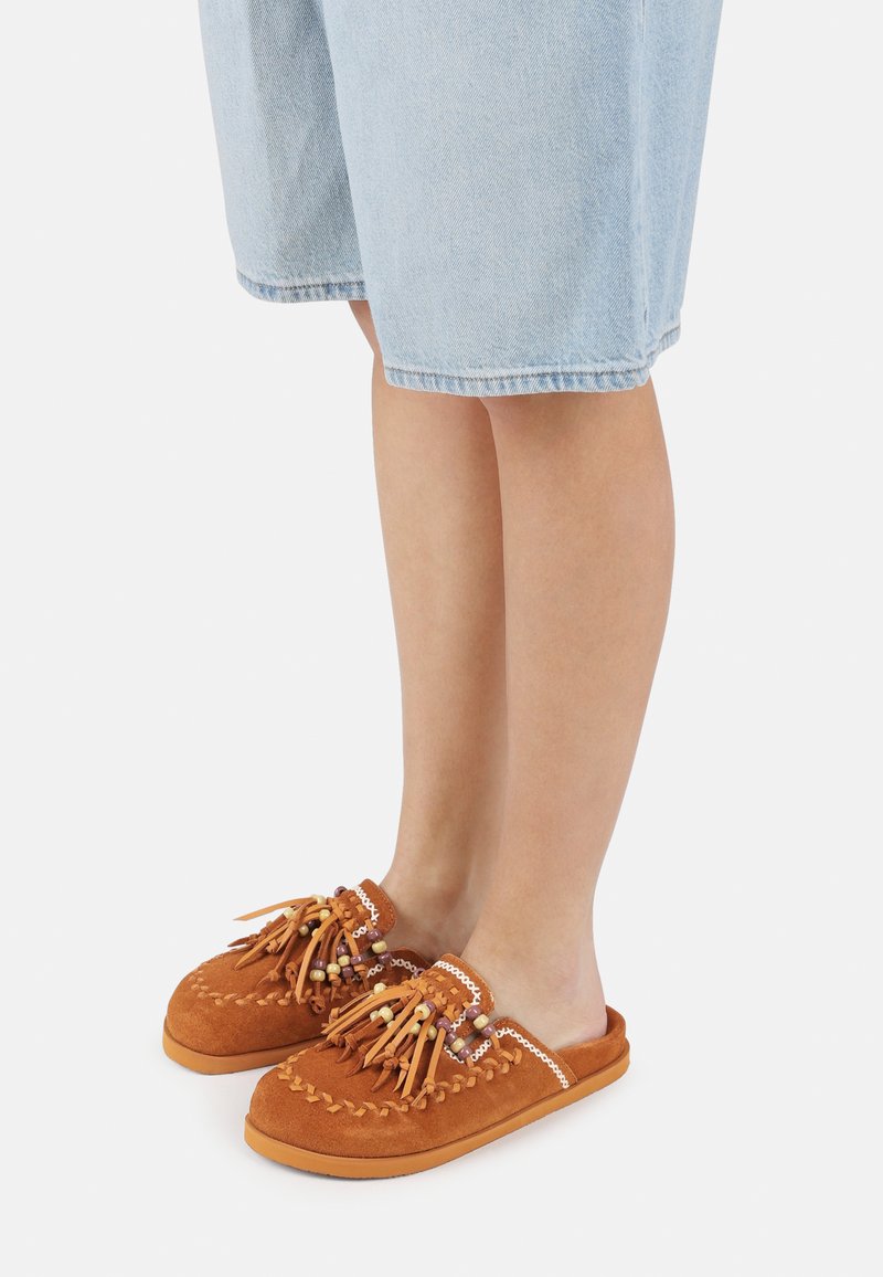 Bronx BONNIE - Pantolette flach - toffee/oatmilk/braun - Zalando.ch