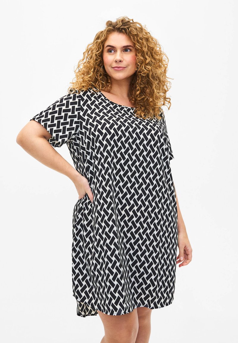 Zizzi KURZEN ÄRMELN - Day dress - black graphic aop/black - Zalando.ie