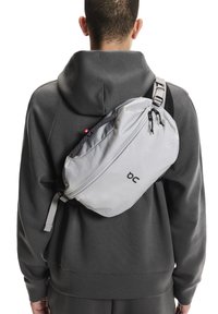 On Bum bag - glacier black/grey - Zalando