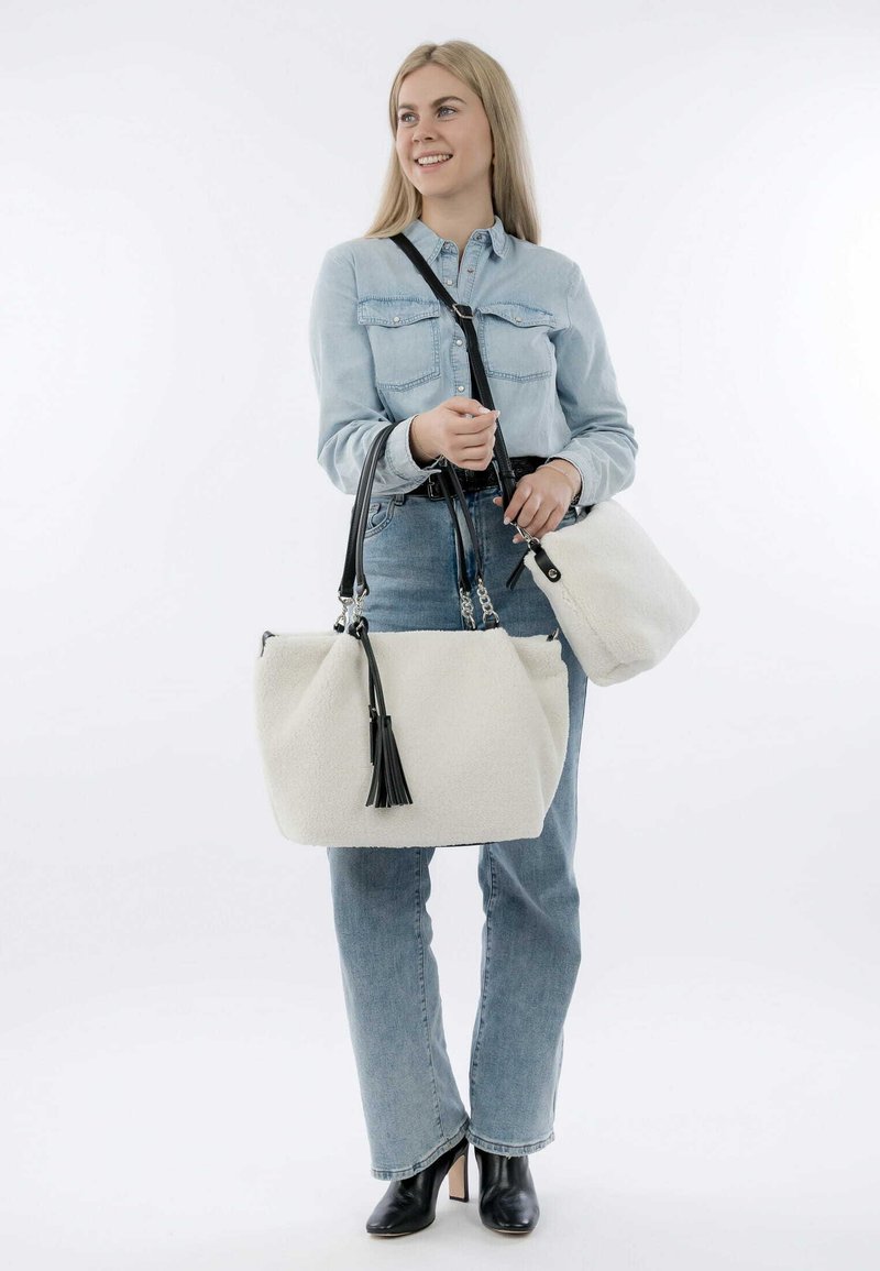 Emily & Noah Käsilaukku - white/luonnonvalkoinen - Zalando.fi