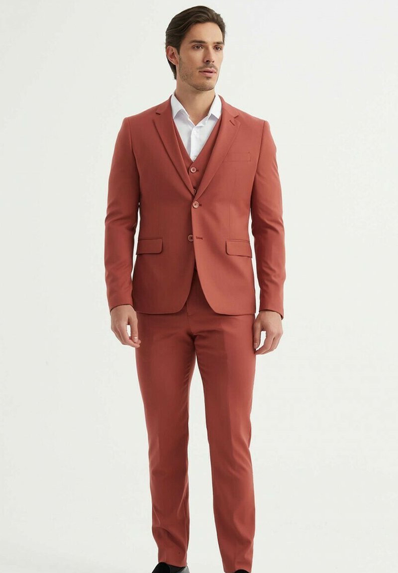 Yves Enzo YVES ENZO SET - Costume - terracotta/bronze - ZALANDO.FR