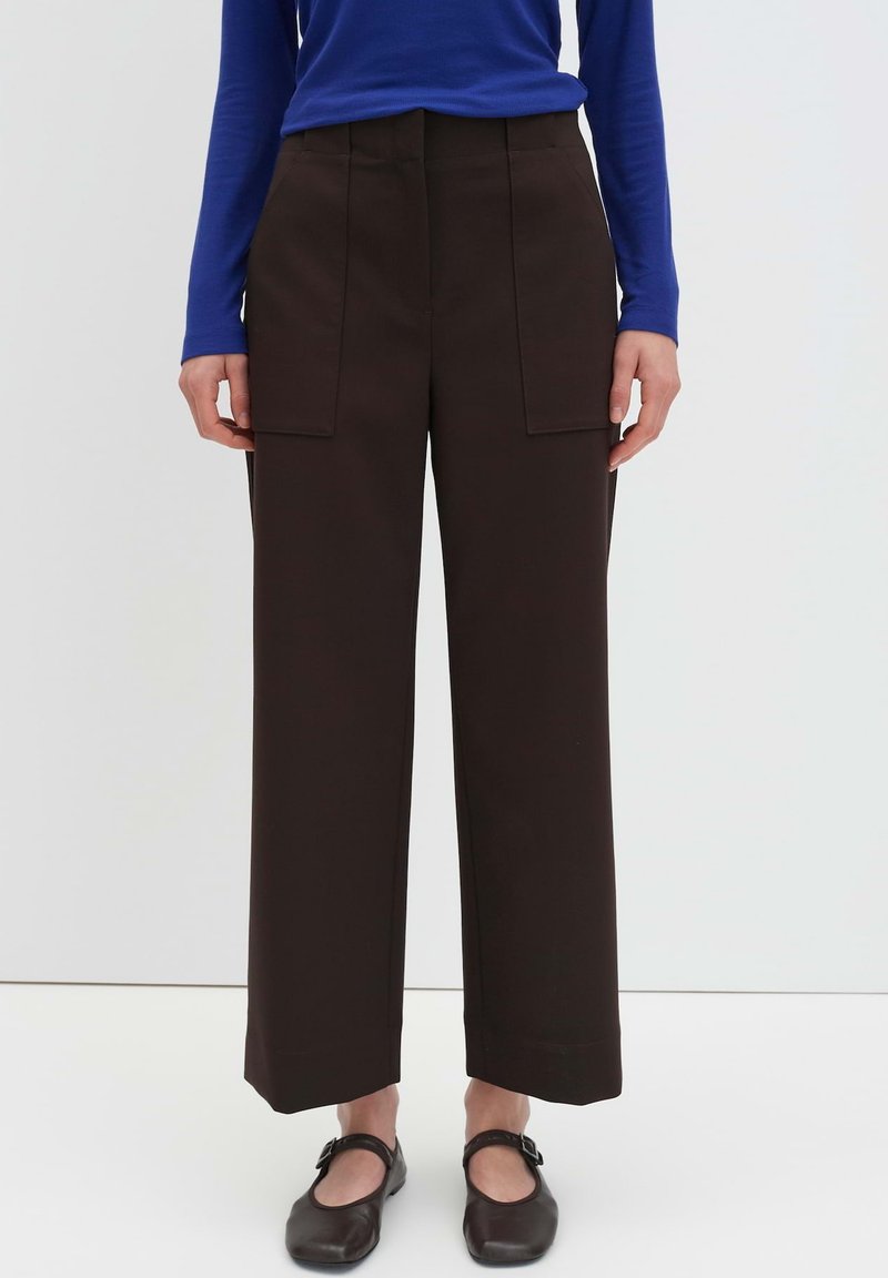 someday. MID RISE RELAXED - Trousers - dark espresso/brown - Zalando
