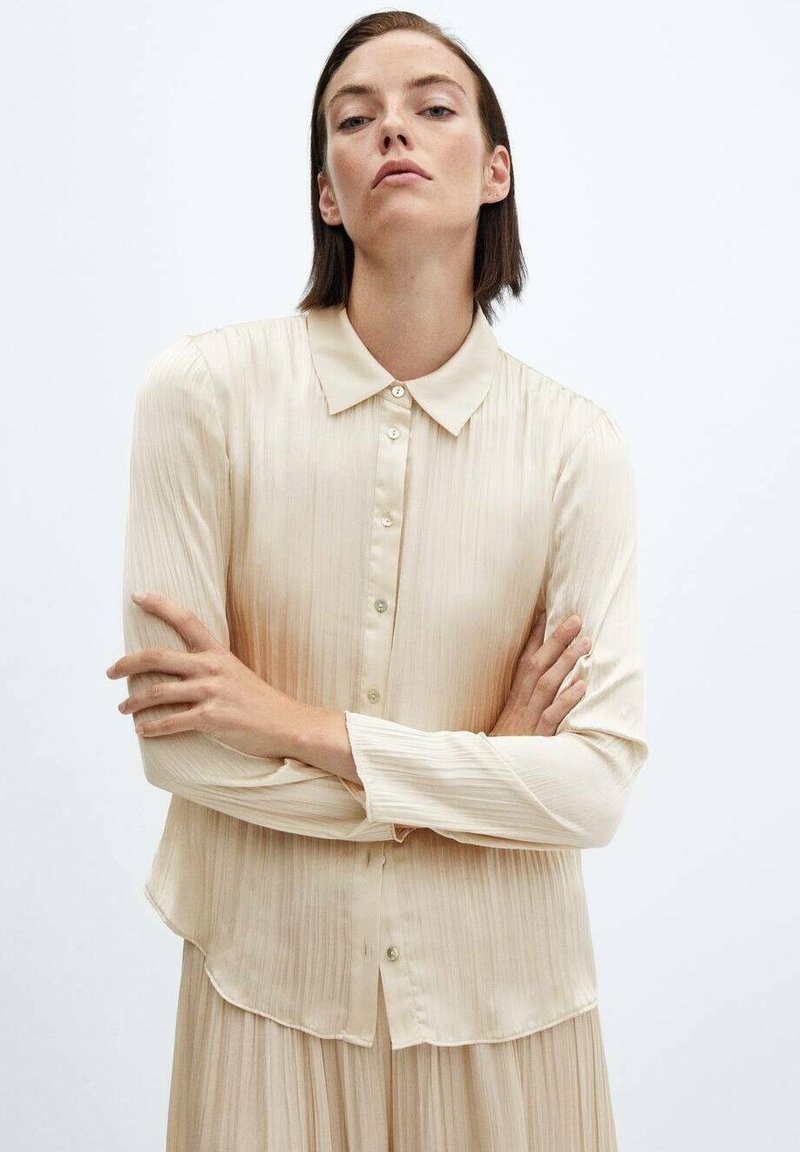 Mango PLISI-W - Hemdbluse - sandfarvet/offwhite - Zalando.de