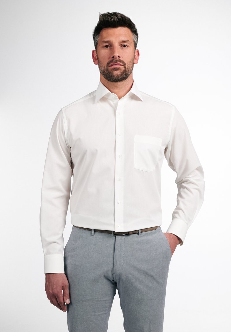 Eterna POPELINE MODERN FIT - Formal shirt - sand/beige - Zalando.de