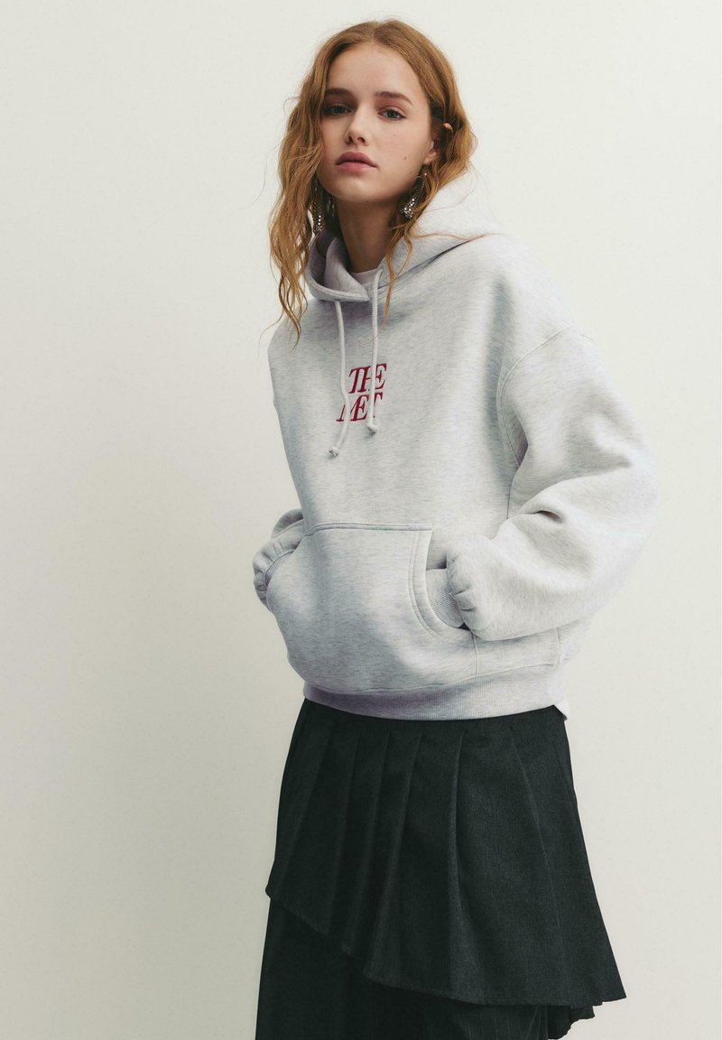 PULL&BEAR THE MET - Huppari - light grey/vaaleanharmaa - Zalando.fi