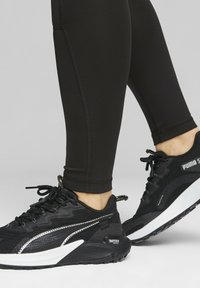 Puma FAST TRAC NITRO - Zapatillas - black silver/negro - Zalando.es