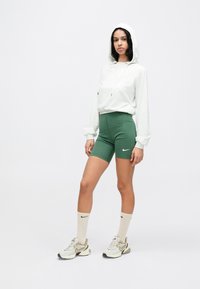 Nike Sportswear CHILL HOODY - Felpa con cappuccio - birch heather/white ...