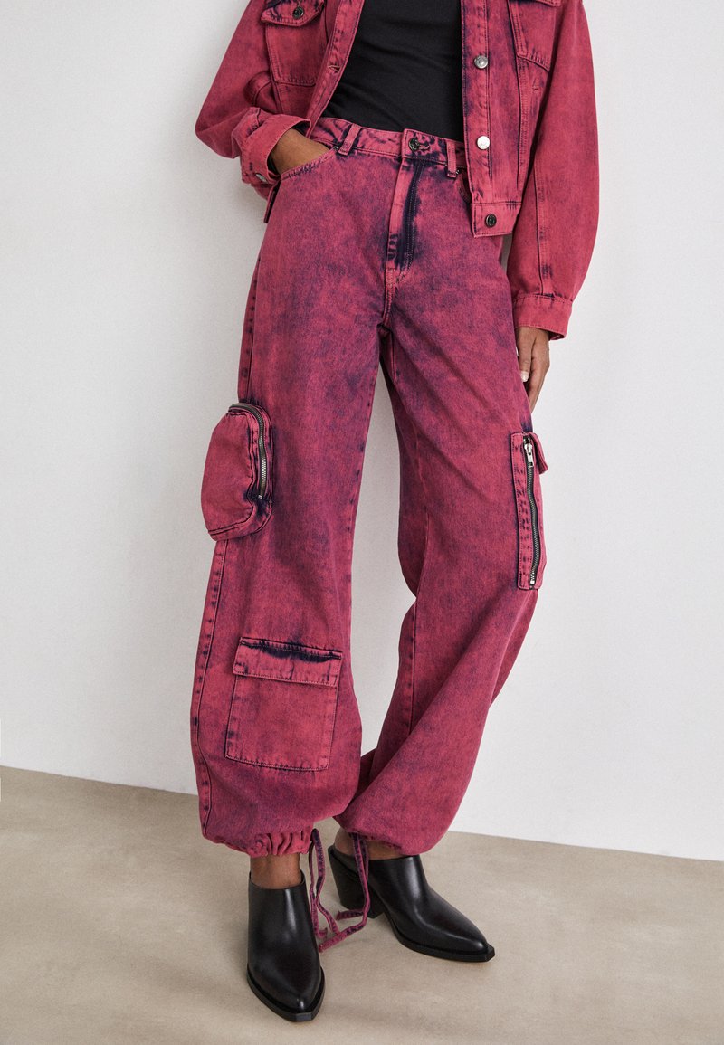 Gestuz Jeans Relaxed Fit - pink acid wash/pink - Zalando.ch