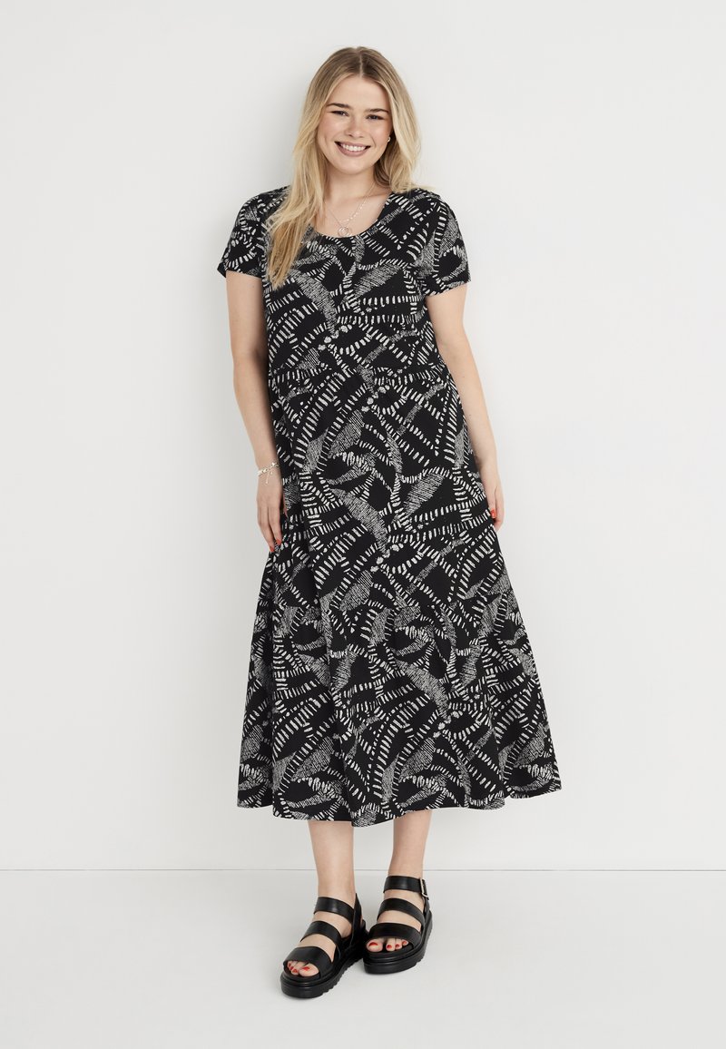 Cellbes PATTERNED WITH FRILL - Maxiklänning - black white/svart ...
