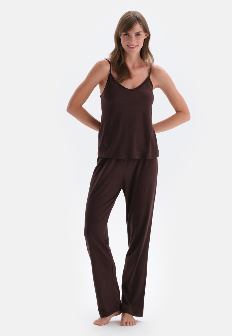 DAGI STRAPPY V-NECK REGULAR SET - Pyjama set - dark brown - Zalando
