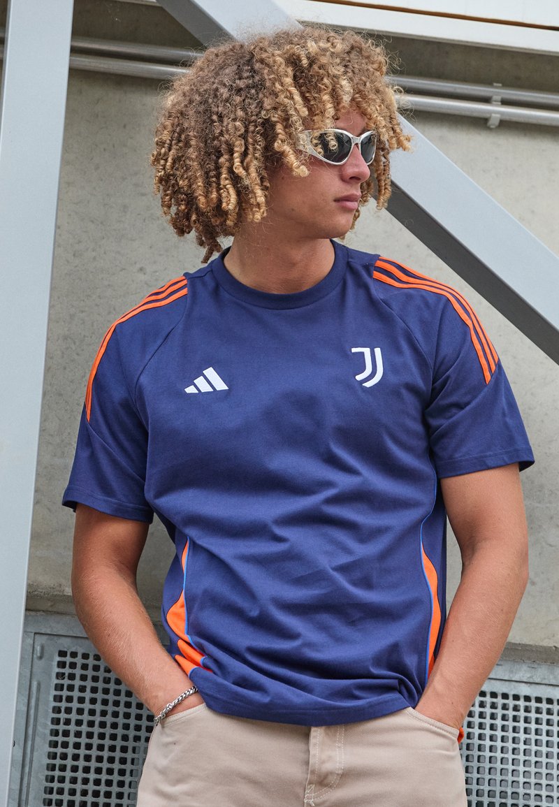 adidas Performance JUVENTUS TURIN TEE - Echipament cluburi fotbal - team navy blue/bleumarin ...