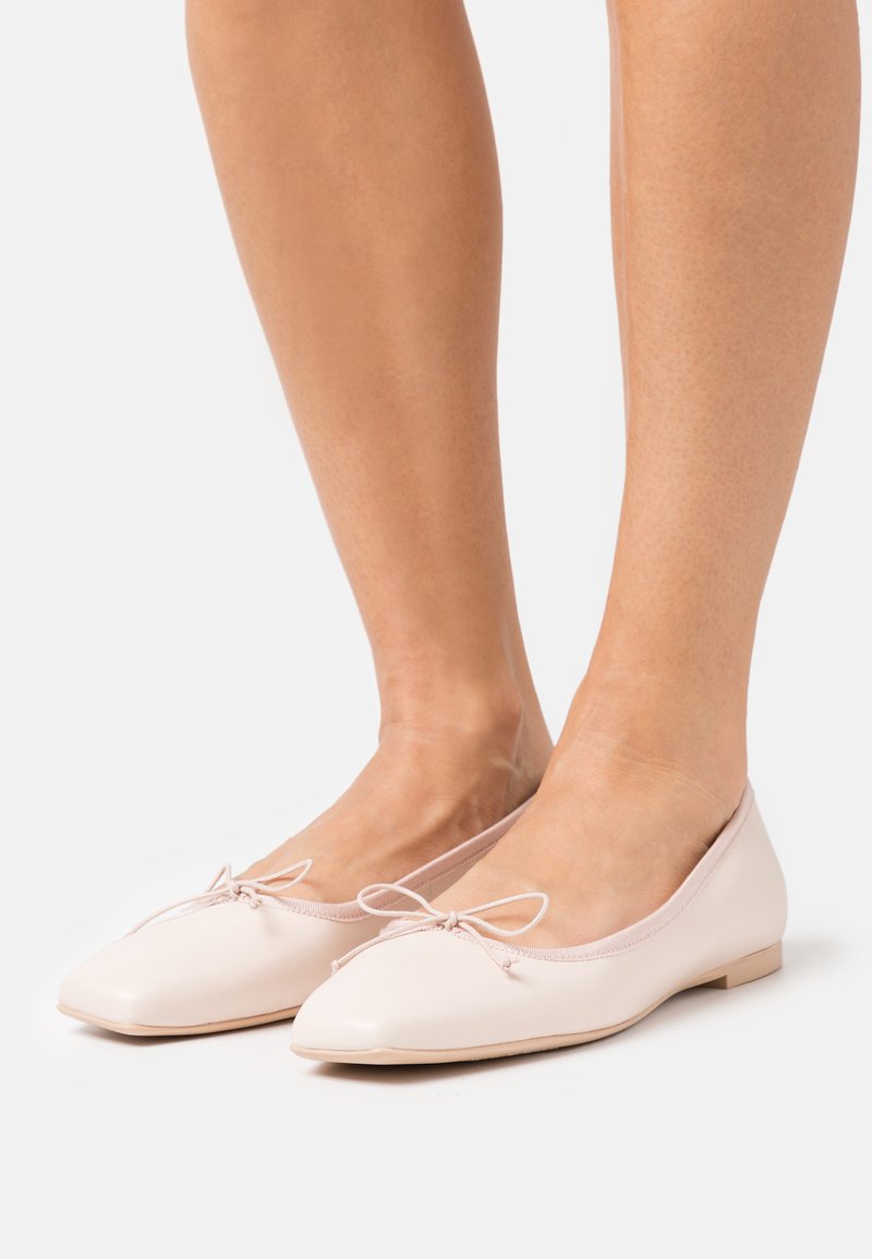 Pretty Ballerinas Klassischer Ballerina - beige - Zalando.ch