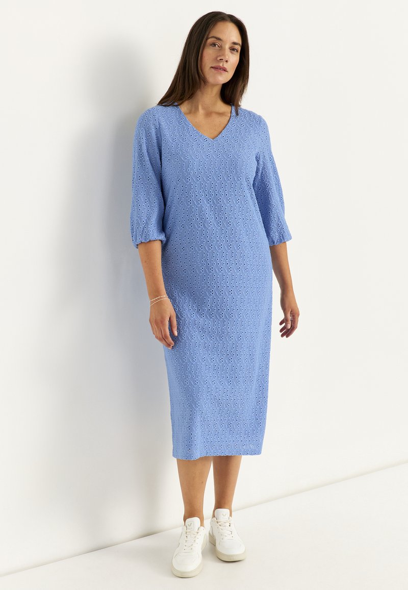 Cellbes of Sweden WITH EMBROIDERED OPENWORK - Freizeitkleid - blue/blau ...