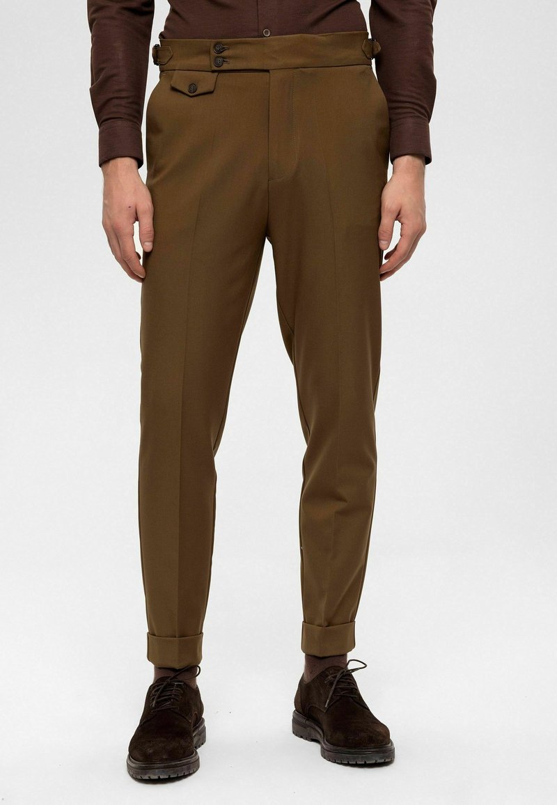 Lucy & Sam PLEATED - Chinos - mink/brown - Zalando
