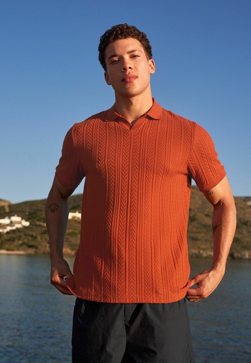 Next TEXTURED - Poloshirt - rust red/braun - Zalando.de