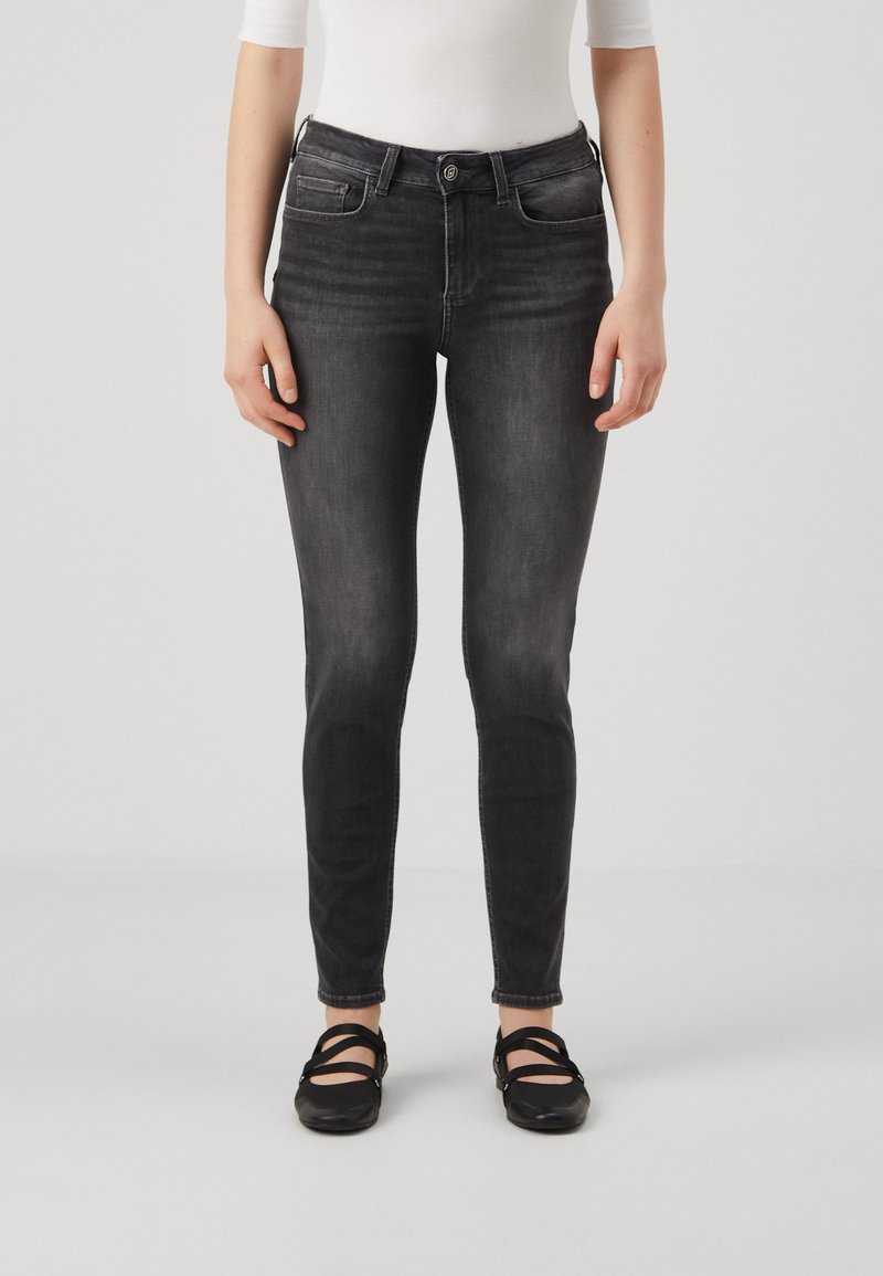 LIU JO UP DIVINE - Jeans Skinny Fit - denim grey winner wash/grey denim ...