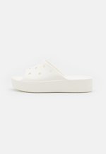 Crocs CLASSIC PLATFORM SLIDE - Slip-ins - white/vit - Zalando.se