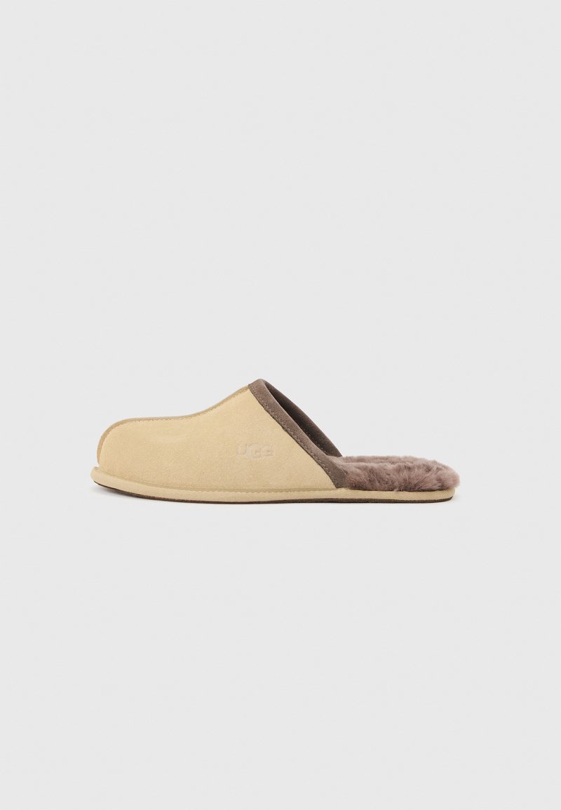 UGG SCUFF - Slippers - mustard seed/molasses/sand - Zalando.ie