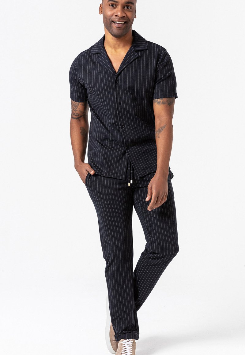 BORIS BECKER SLIM FIT - Hemd - navy/dunkelblau - Zalando.at