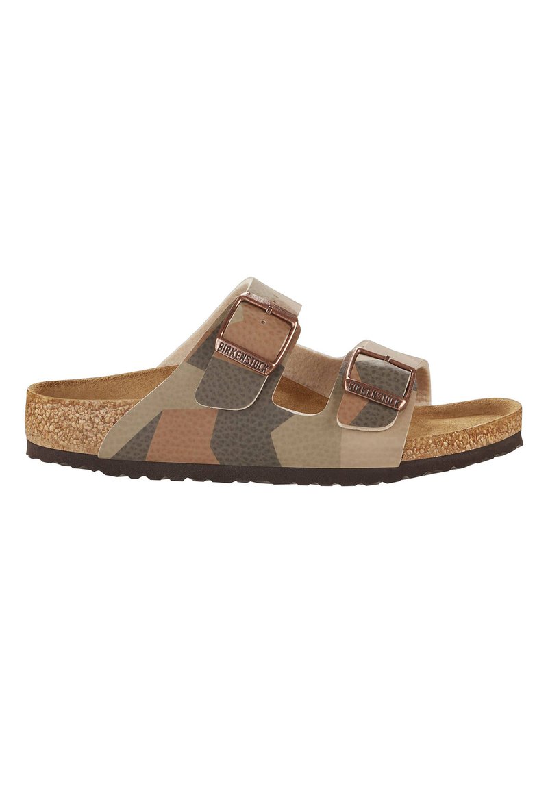 Birkenstock ARIZONA K BFDD GEOMETRIC CAMO CORE - Muiltjes - camo/kaki ...