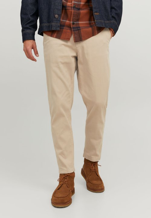 Chinot netistä | Miehet | Zalandon chinovalikoima