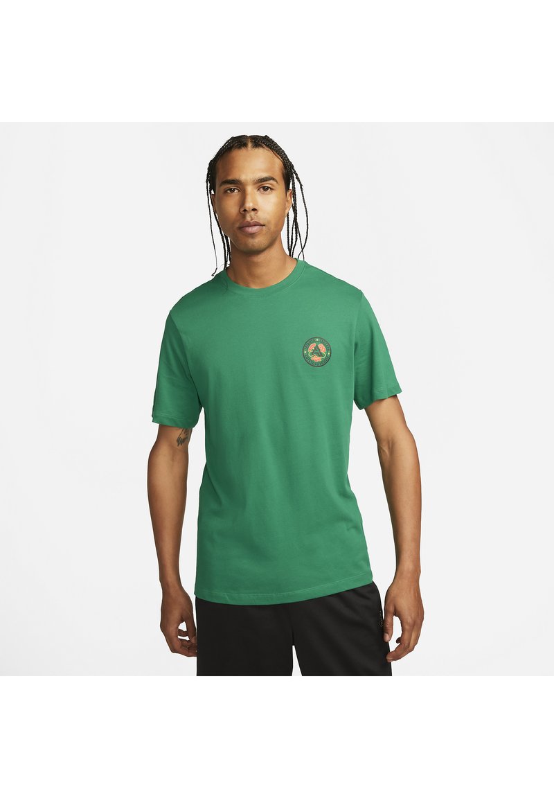 Nike Performance GA M D FA23 - Sports T-shirt - malachite/green ...