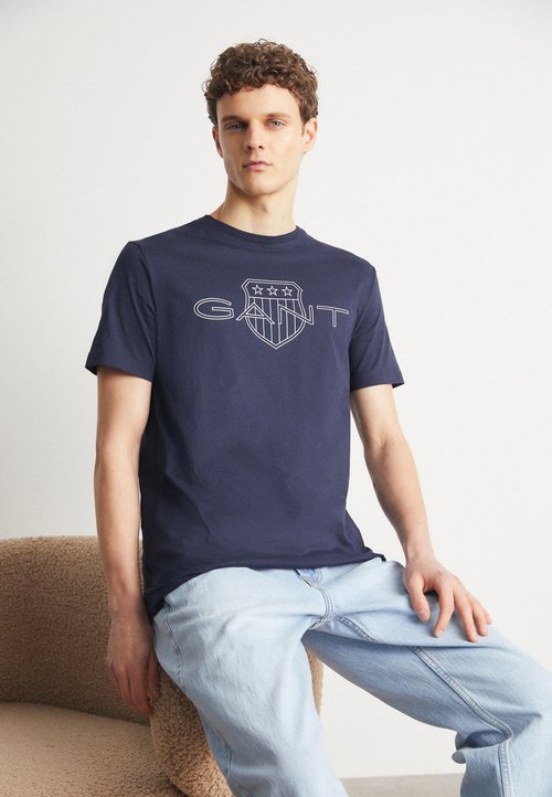 GANT SHIELD V-NECK - T-shirts basic - evening blue/mørkeblå - Zalando.dk