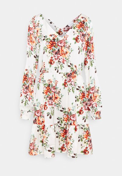 Kjoler på nett | Dame | Kjøp ny kjole online | ZALANDO Norge