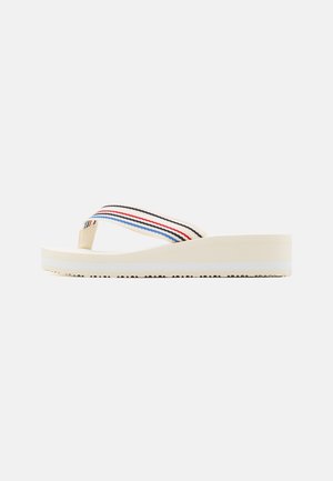 FitFlop FLATFORM TOE POST - T-bar sandals - cream/off-white - Zalando.ie