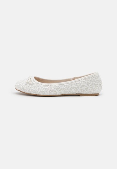 Ballerines blanches en ligne | À commander sur Zalando
