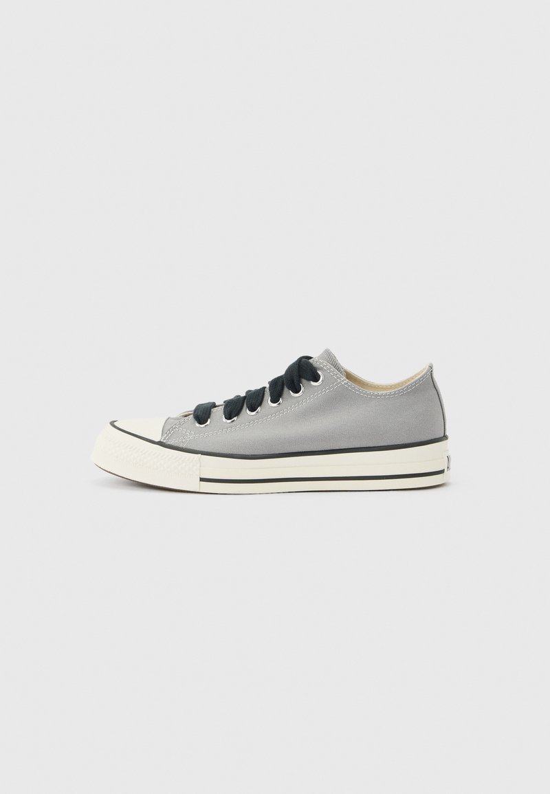 Converse CHUCK TAYLOR ALL STAR THROWBACK UNISEX - Sneakers - grey/grå ...
