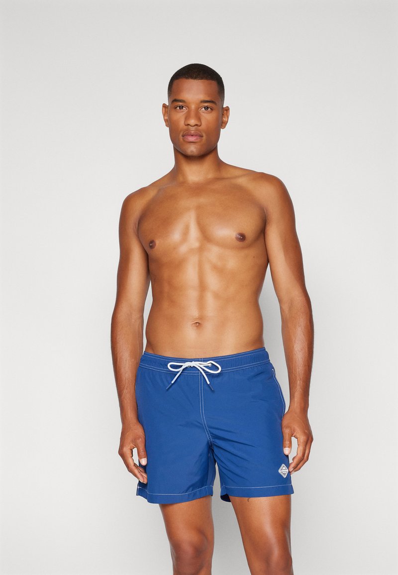 J.LINDEBERG BANKS SOLID SWIM TRUNKS - Swimming shorts - estate blue ...