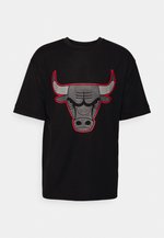 New Era NBA CHICAGO BULLS OS OUTLINE TEE - T-Shirt print - black ...