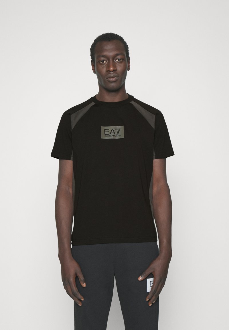 EA7 Emporio Armani T-shirt con stampa - black/nero - Zalando.it