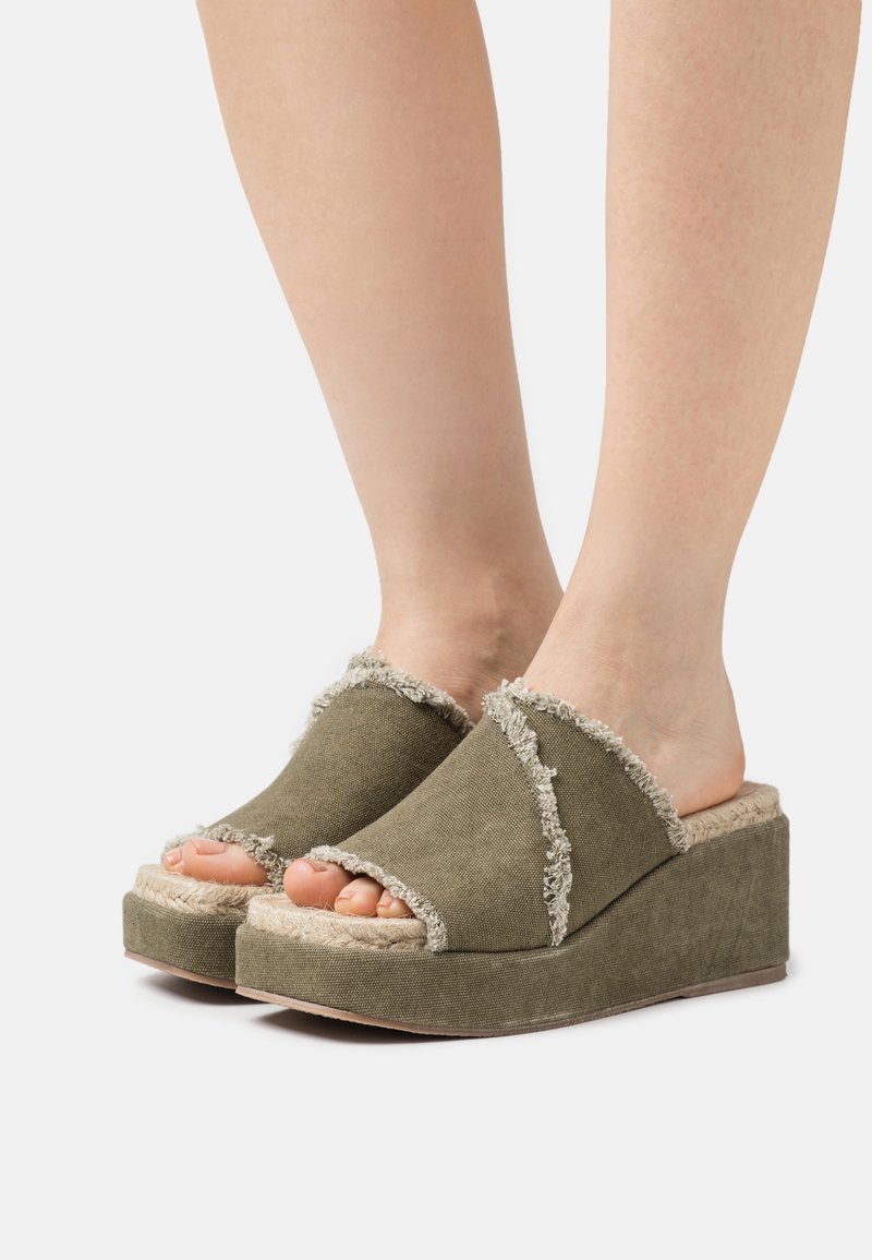 Castañer ELEONORA - Magas sarkú papucsszandálok - olive/khaki - Zalando.hu