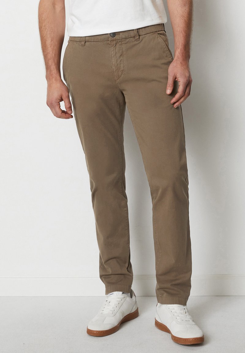 Marc O'Polo OSBY - Chinos - burnt ash/brown - Zalando.de
