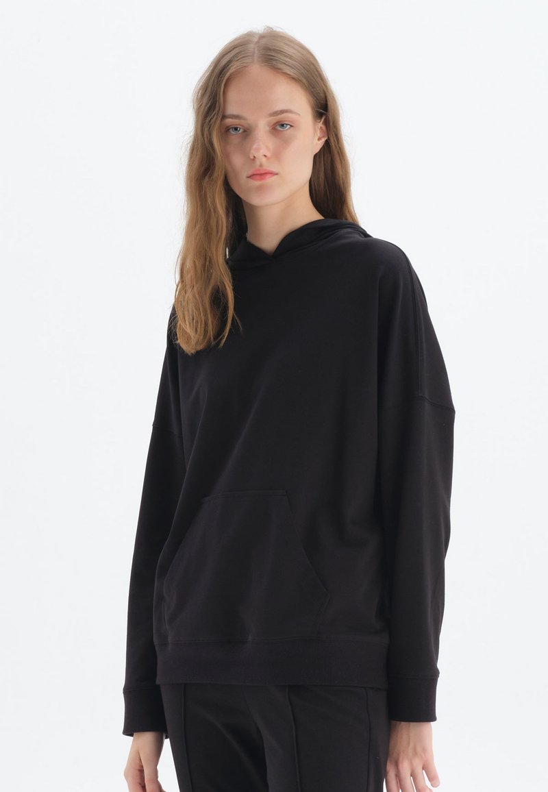 DAGI Mikina s kapucí - black/černá - Zalando.cz