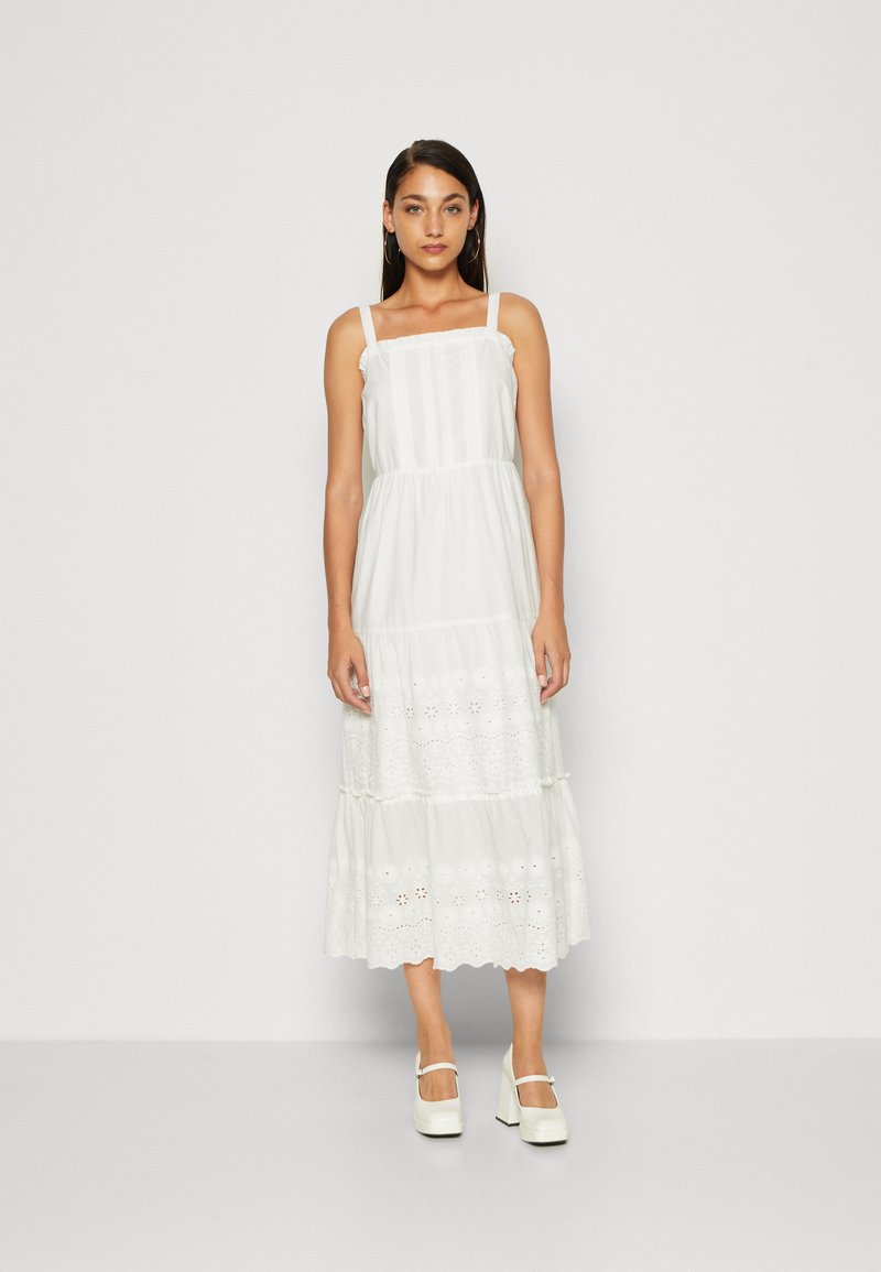 YAS YASDUST STRAP LONG DRESS - Freizeitkleid - star white/weiß - Zalando.at