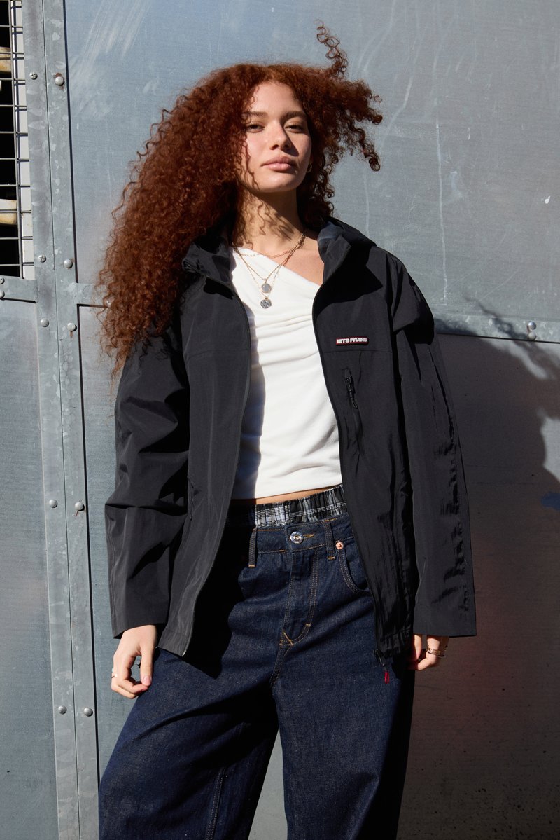 iets frans... TAYO UNISEX - Summer jacket - black - Zalando.co.uk